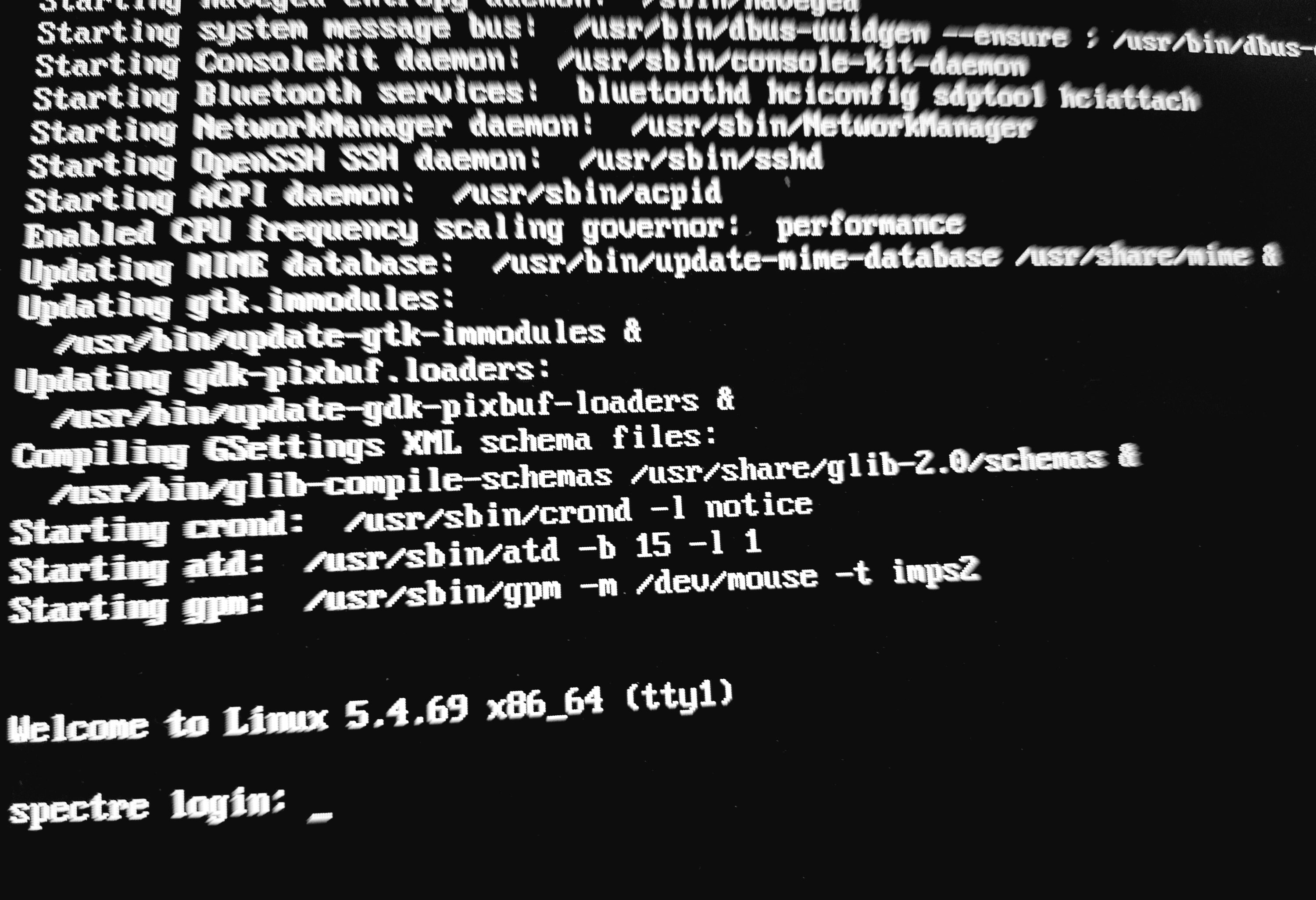 Slackware Current Vs NVMe di HP Spectre X360 – Michael Daranto's Blog